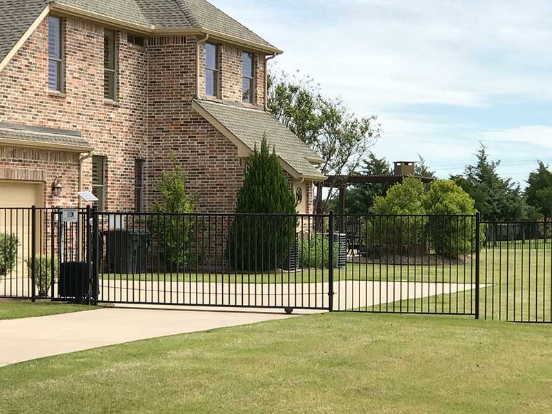 Automatic Gates, Security and Driveway Gates Rockwall - Easton Fencing